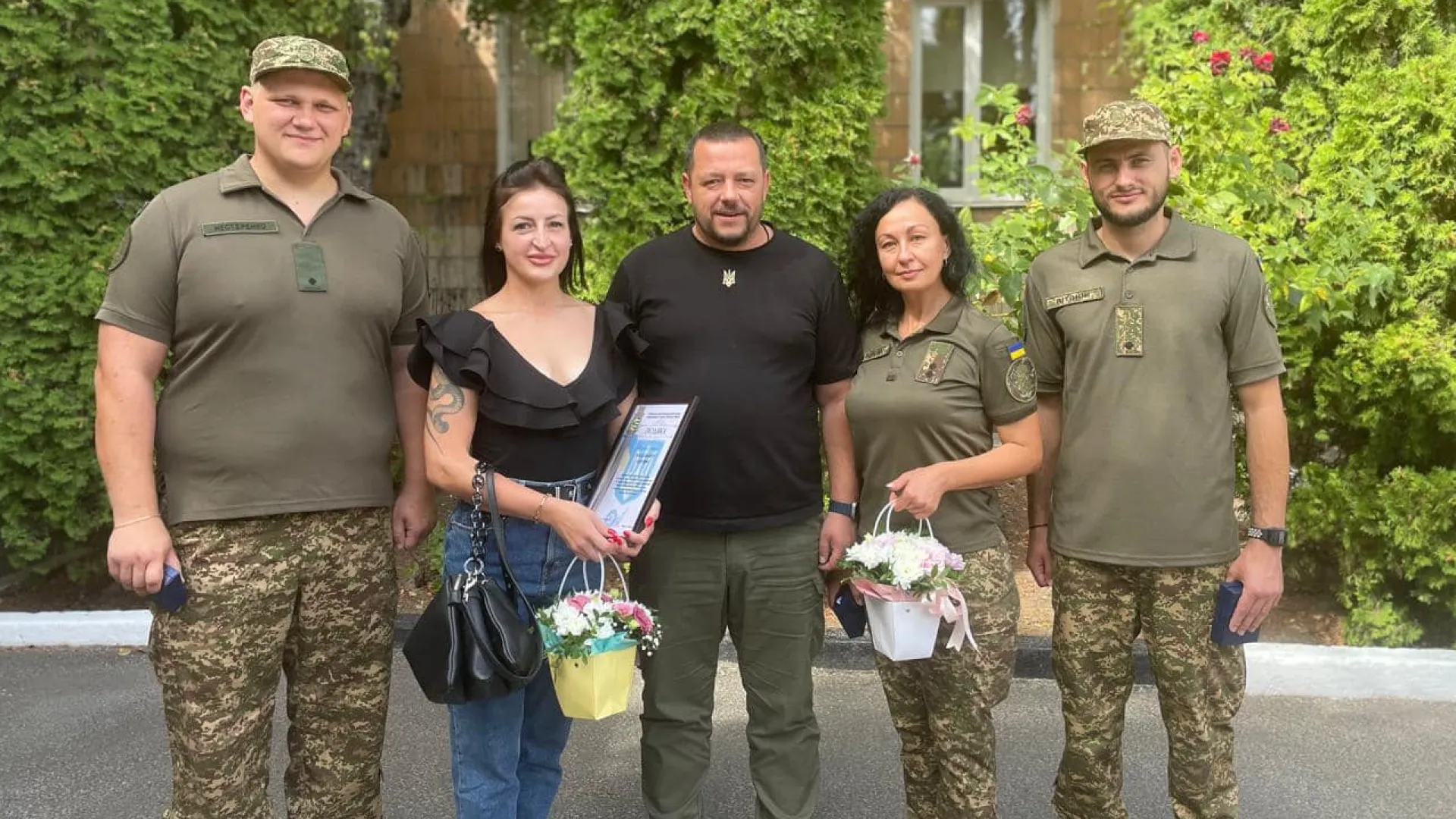 Защитники из Луганщины получили знаки отличия "Защитник Рубежного"